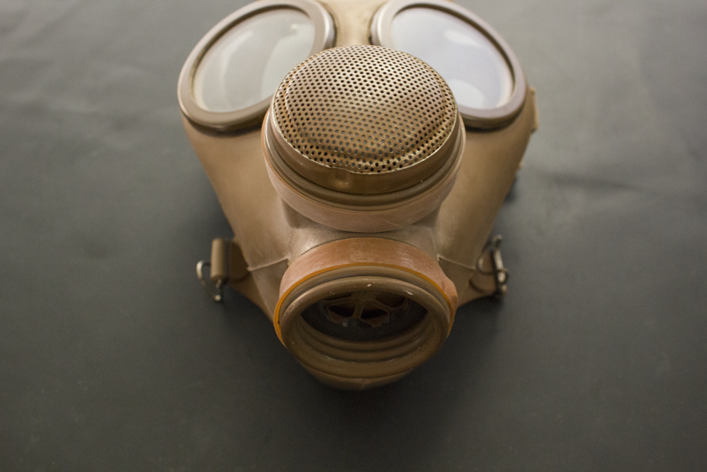 French 40mm NATO CBRN Gas Mask ANP-51/53 (French M53) SIZE SMALL “III ...